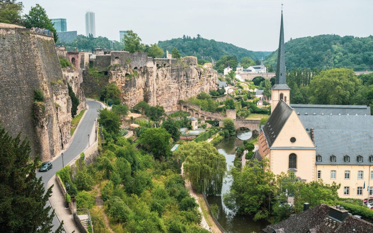 Miasto Luksemburg + Poradnik o Wielkim Księstwie Luksemburga • Rudeiczarne